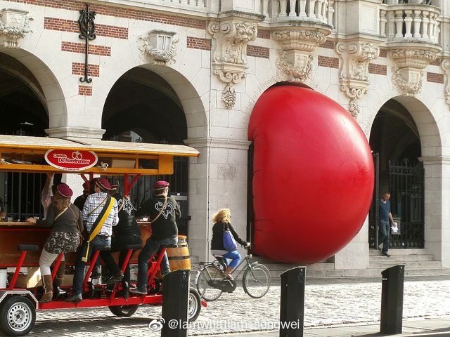 Red Ball Project| Kurt Perschke_新浪新闻