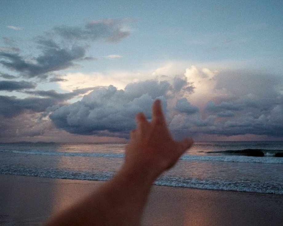 Nick Prideaux是一位澳大利亚纪实摄影师，现在生活在泰国曼谷|摄影师|纪实|曼谷_新浪新闻