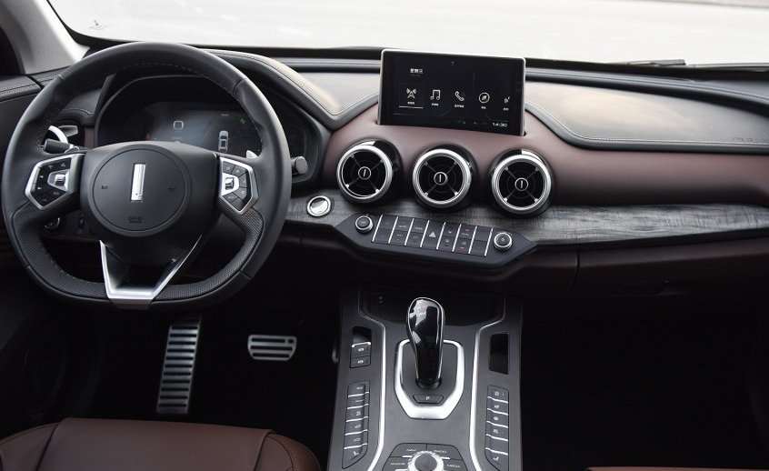 16万喜提19款VV7，一问油耗，车主说了两个字！车友：厉害-新浪汽车