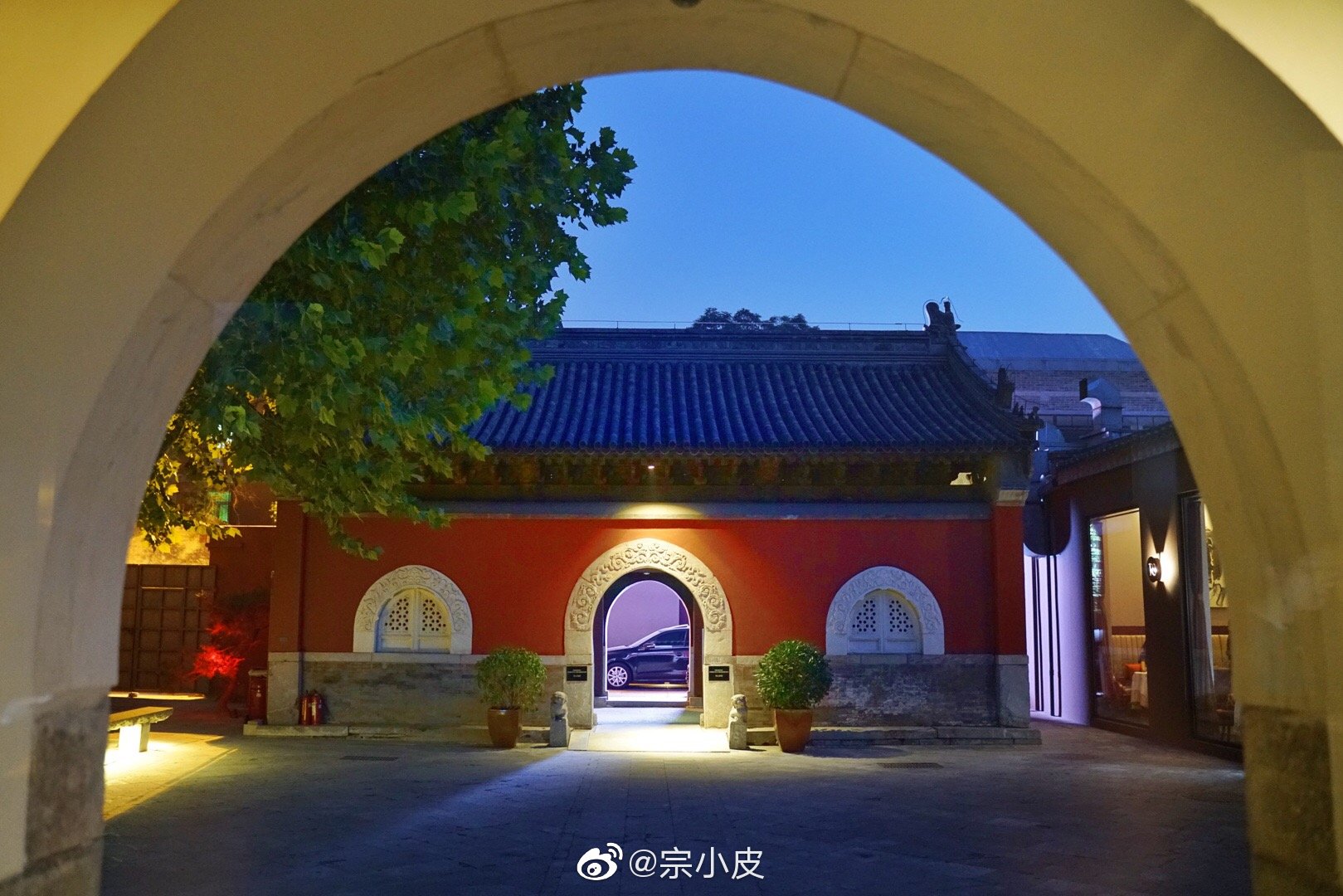 北京著名的法餐厅TRB Hutong迎来了比利时的客厨Timothy Tynes|法餐厅|姜酱|嵩祝寺_新浪新闻