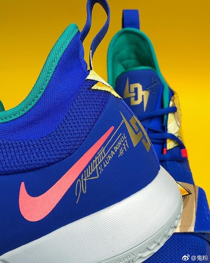 Luka DoncicNike PG2.5 Gohan平时应该是个“死宅男”吧？