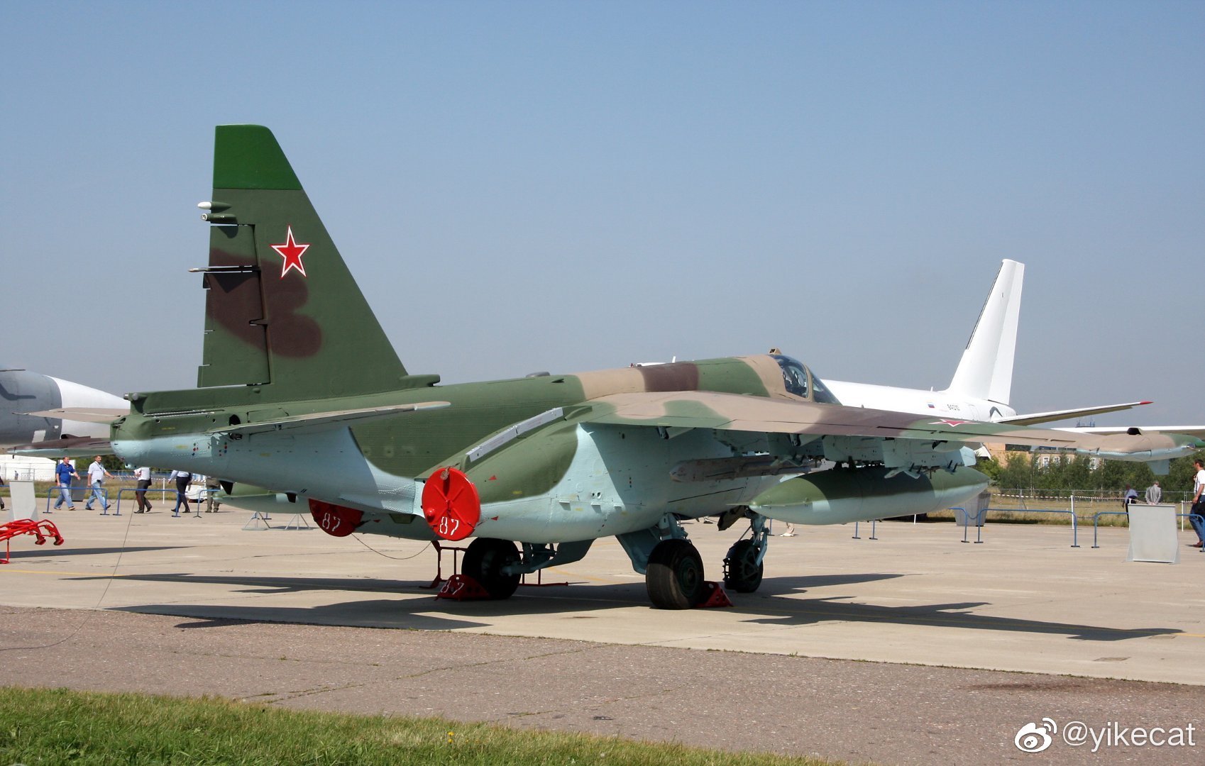 Сухой Су-25СМ/Sukhoi Su-25SM强击机|雷达|导弹_新浪新闻