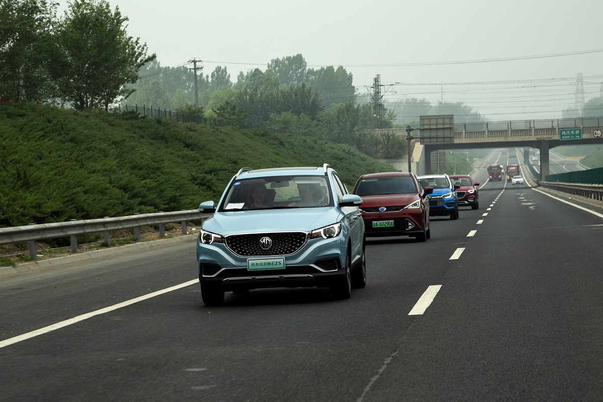 实锤！名爵EZS续航干掉了两台“400km+续航”热门车型-新浪汽车