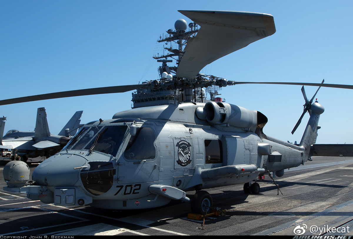 MH-60R Strike Hawk“攻击鹰”