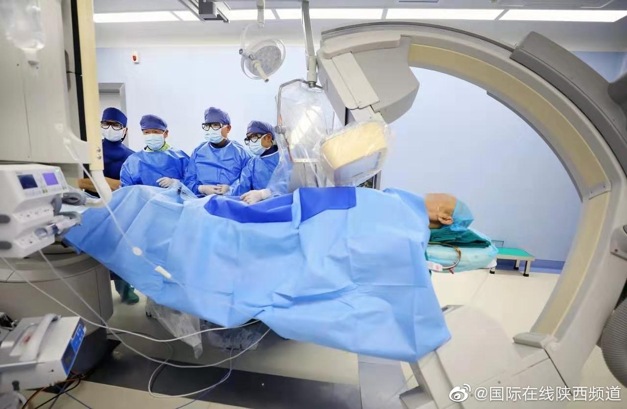 射线下的医者仁心 走进神秘的DSA手术室