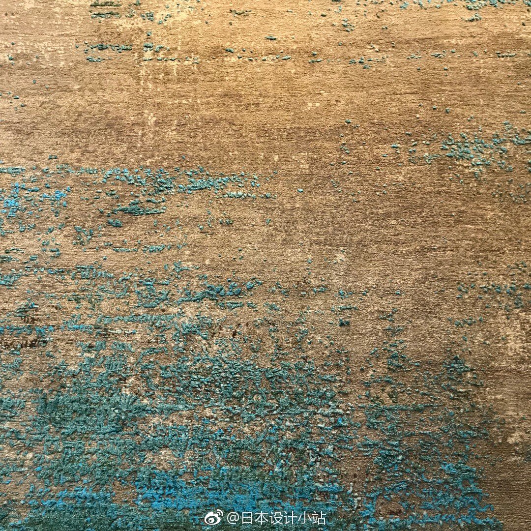 这位来自德国波鸿的设计师JAN KATH巧妙地将东方地毯的经典元素与现代|波鸿|地毯|设计师_新浪新闻