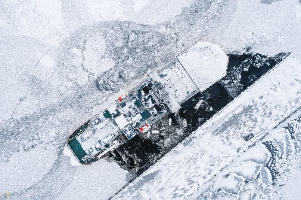 全球最强常规动力破冰船交付，俄罗斯又增添一艘北极利器|北极|破冰船|安德烈_新浪新闻