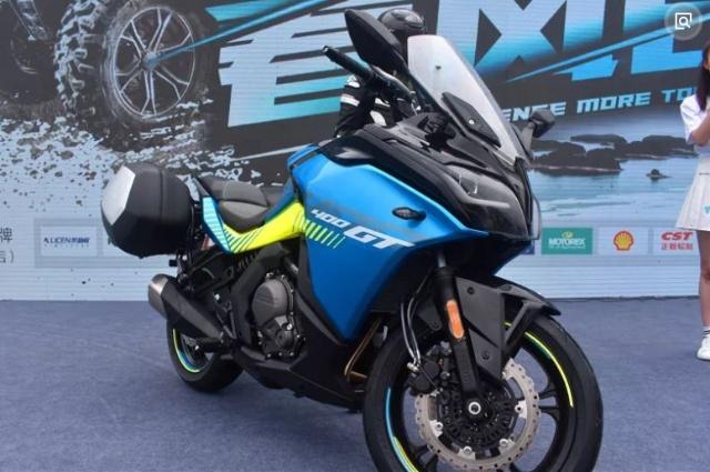 终于等来了！春风400GT亮相，售价公布，喜爱摩旅的车友福音来了-新浪汽车