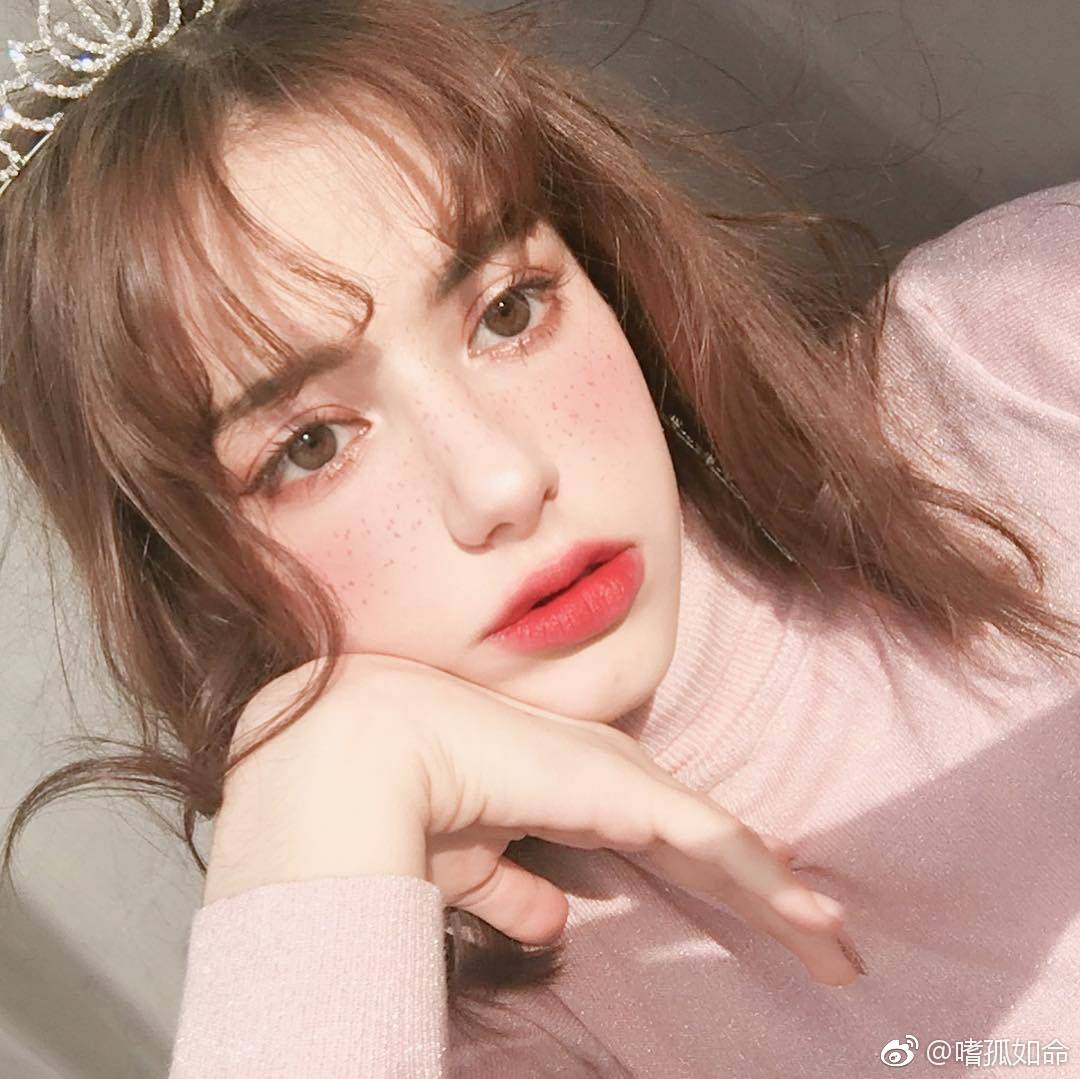 分享俄罗斯美少女Anna Primak