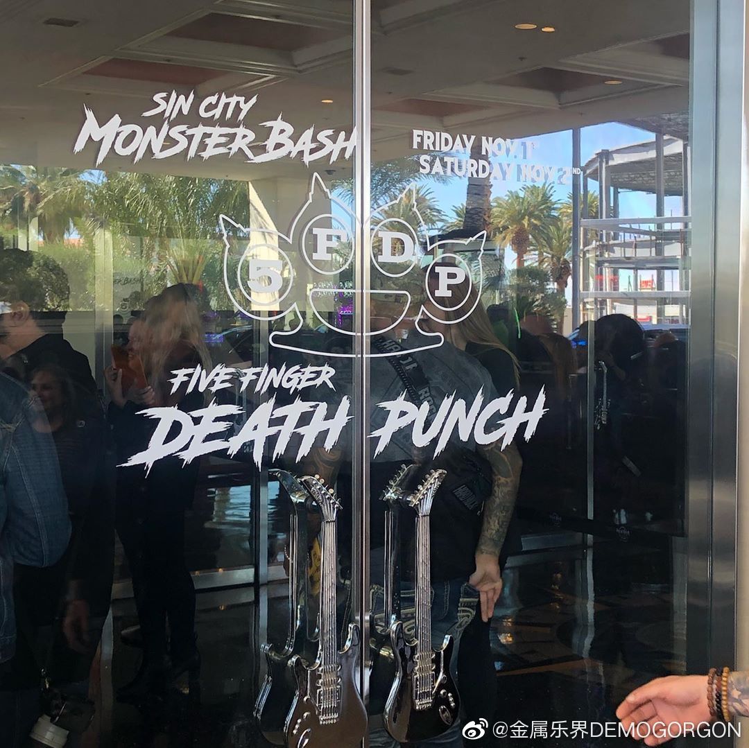 美国内华达州拉斯维加斯市官方将11月1日认定为“Five Finger Death P