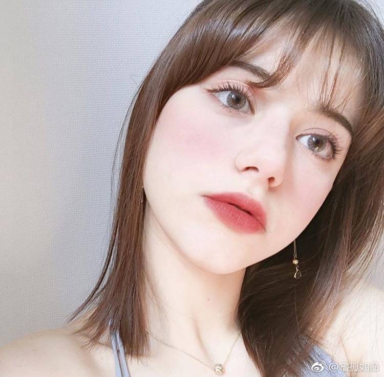 分享俄罗斯美少女Anna Primak