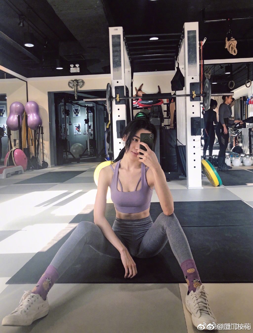 她叫杨凯如，95年，就读于上海戏剧学院，身高168cm，来自台湾