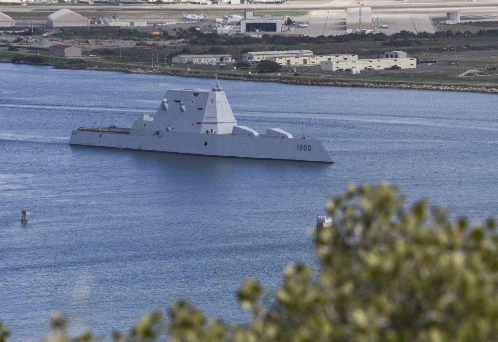 DDG-1000开始首次海上部署|朱姆沃尔特|海军基地|温哥华岛|埃斯|机关炮_新浪新闻