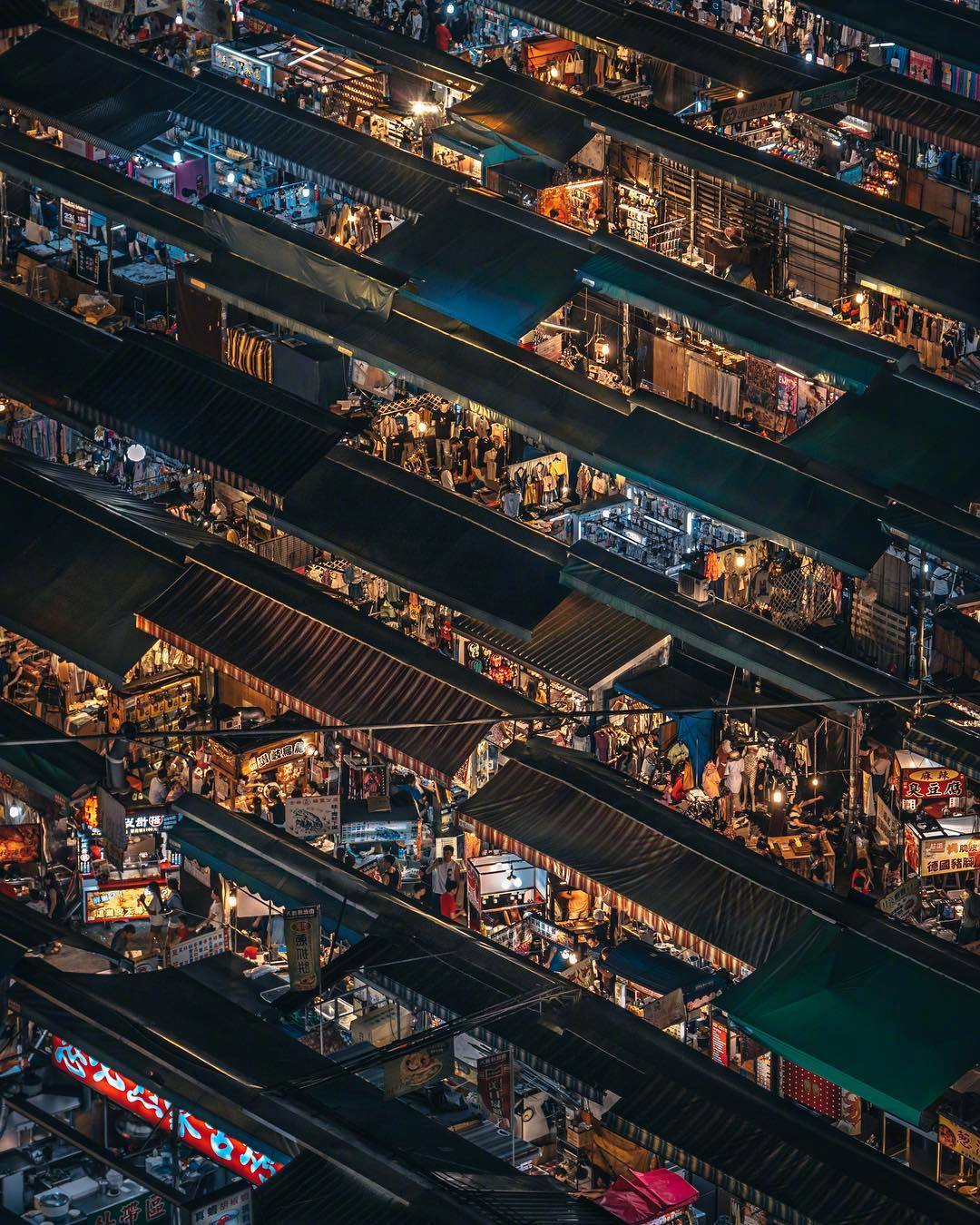 摄影师rkrkrk镜头下魔幻而美丽的日本|摄影师|镜头|日本_新浪新闻