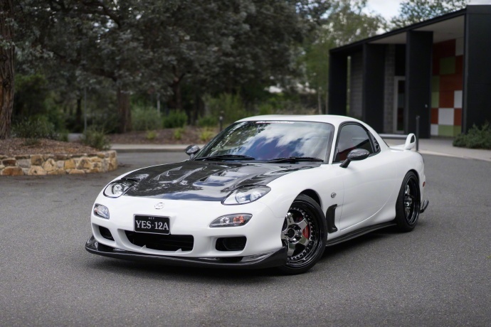 马自达RX7，转子引擎的诱惑！-新浪汽车