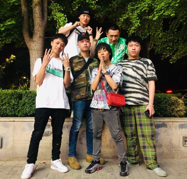 GOSH：中国新说唱冠军在重庆|雾都|中国新说唱|海选_新浪新闻