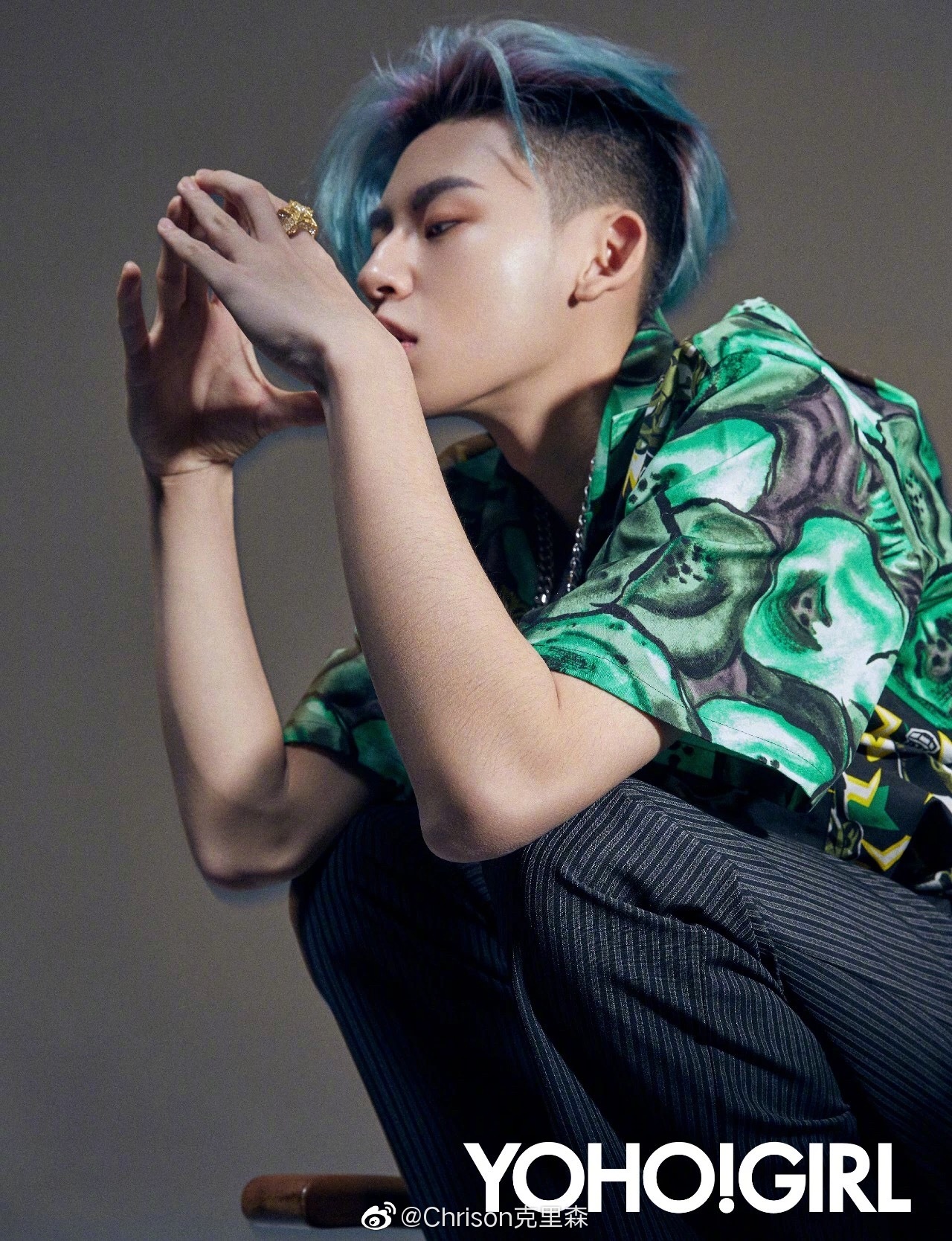 王琳凯 x YOHO!Girl ┊ 银蓝发色的小鬼，混搭街头的服饰|王琳凯|银蓝|小鬼_新浪新闻