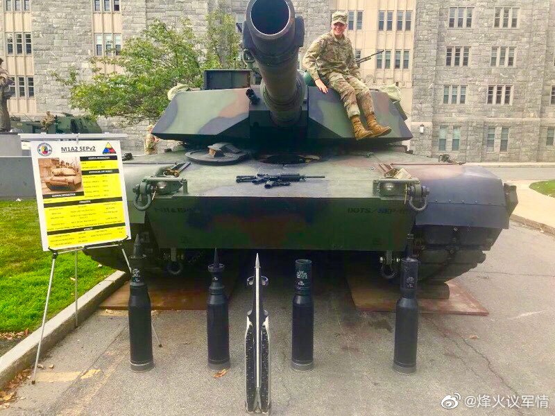 美军展示M829A4穿甲弹和M1A2 SEPv2主战坦克