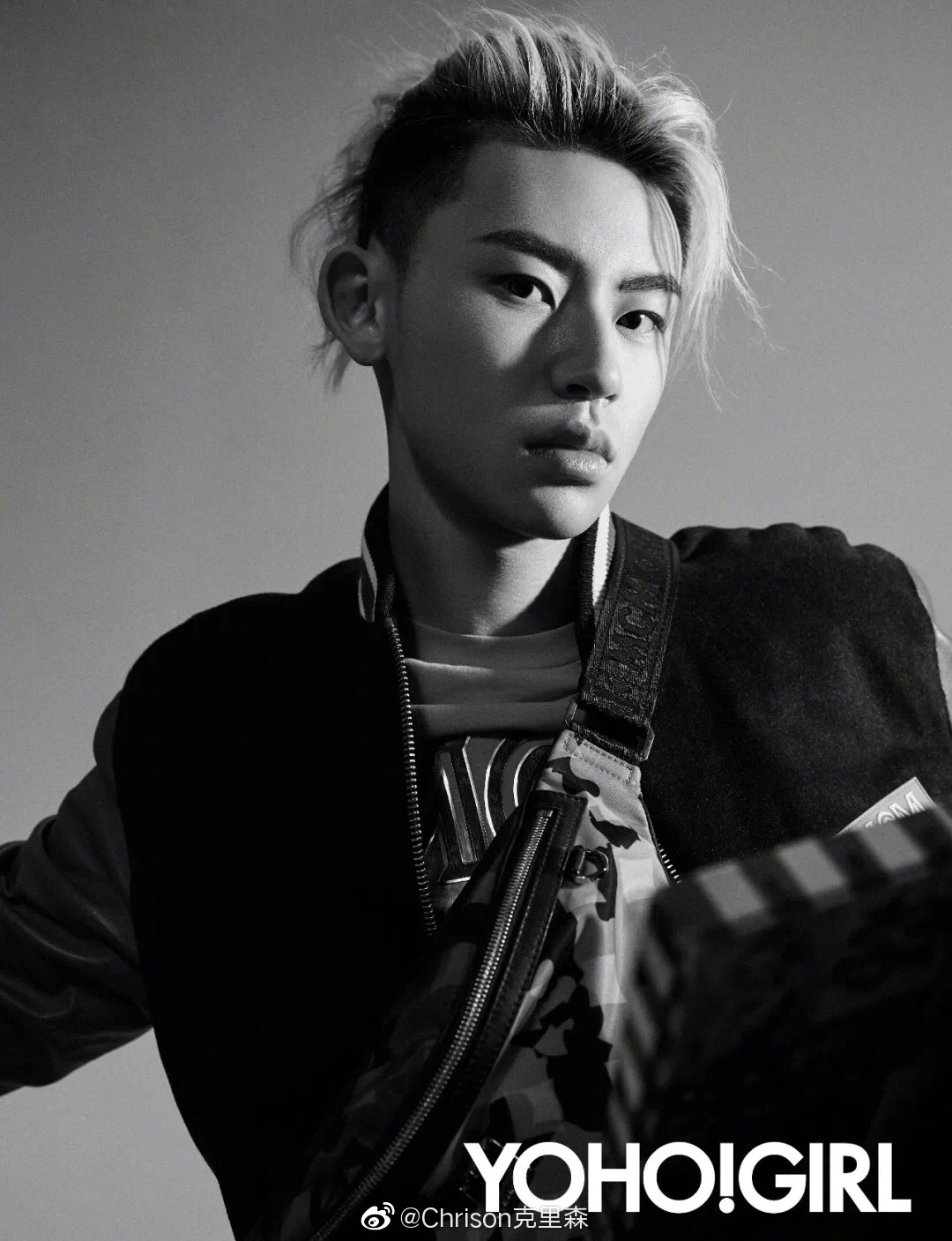 王琳凯 x YOHO!Girl ┊ 银蓝发色的小鬼，混搭街头的服饰|王琳凯|银蓝|小鬼_新浪新闻
