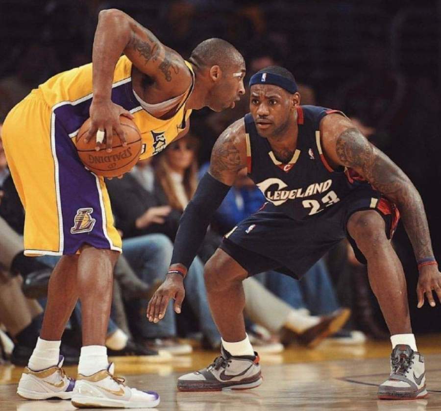 为什么NBA球员肌肉健壮，小腿却非常细？|小腿|运动员|篮球_新浪新闻