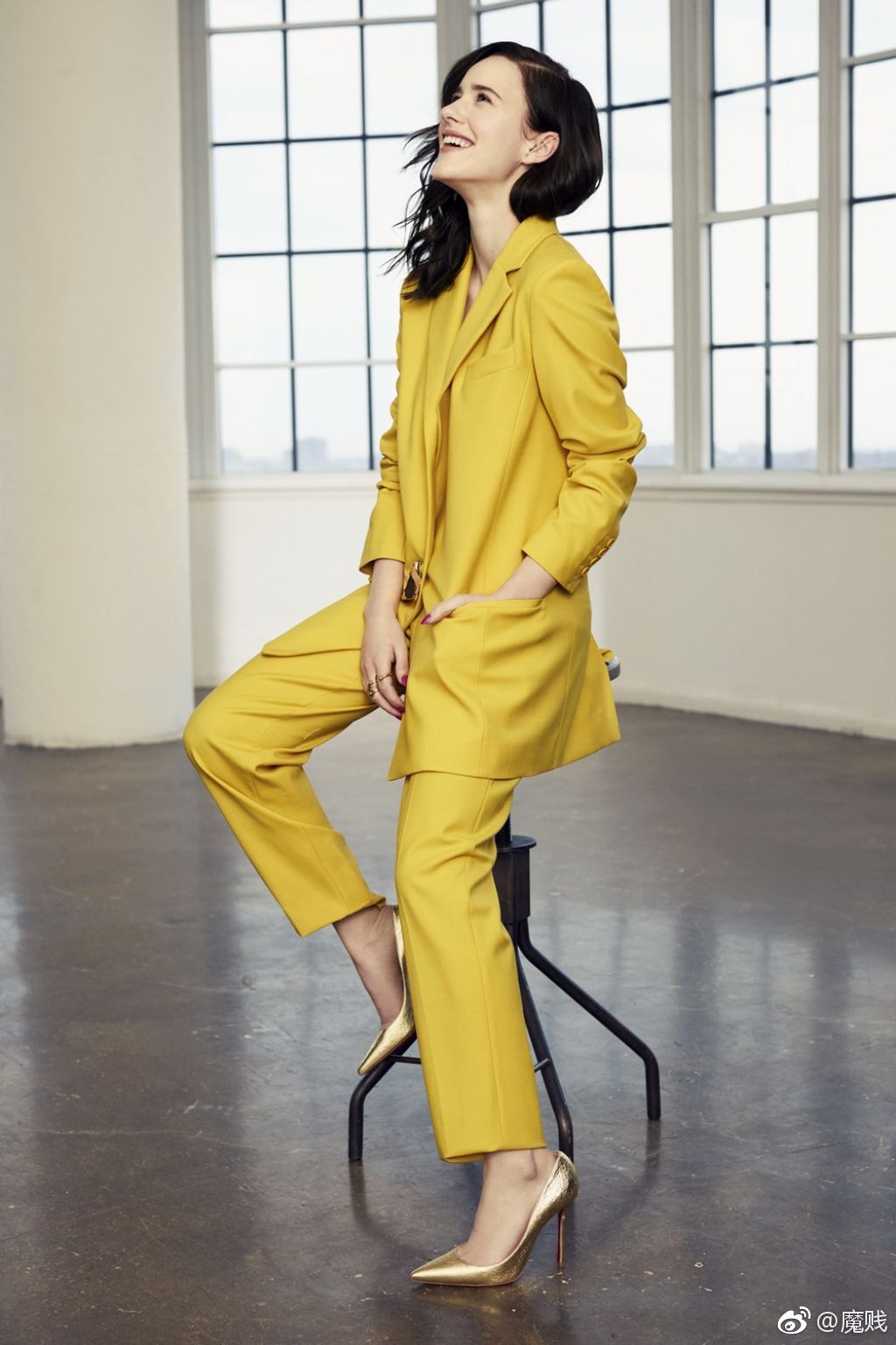 Rachel Brosnahan 《Bustle》杂志1月刊写真|Bustle|写真|杂志_新浪新闻