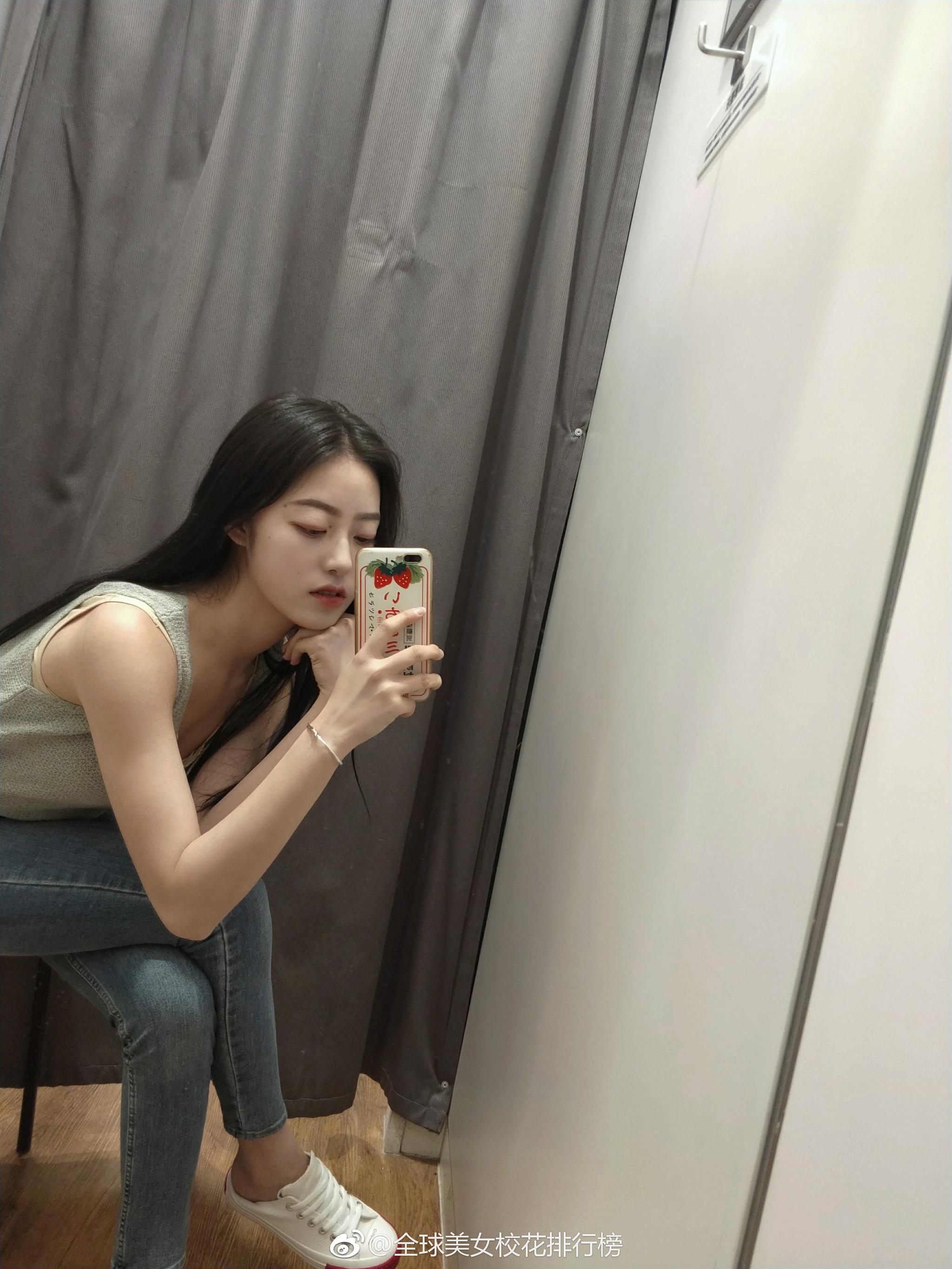 烟台大学1999年，身高166cm，体重47kg，爱好跳舞，看书，摄影|烟台大学|马舒|体重_新浪新闻