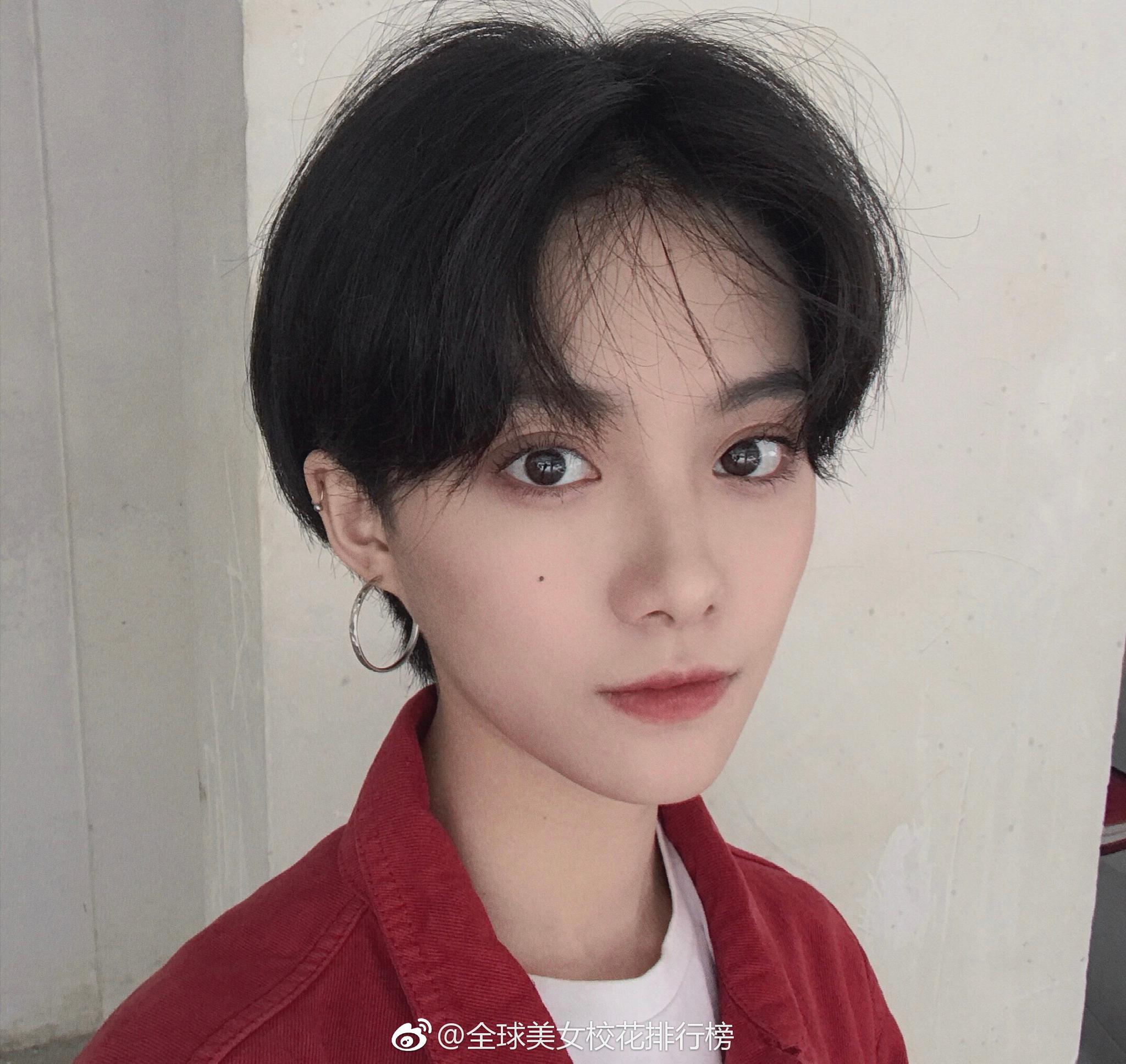 @神隐阿乐 98年的摩羯座，身高178cm，长腿MM，你觉得几分呢？|阿乐|摩羯座|身高_新浪新闻