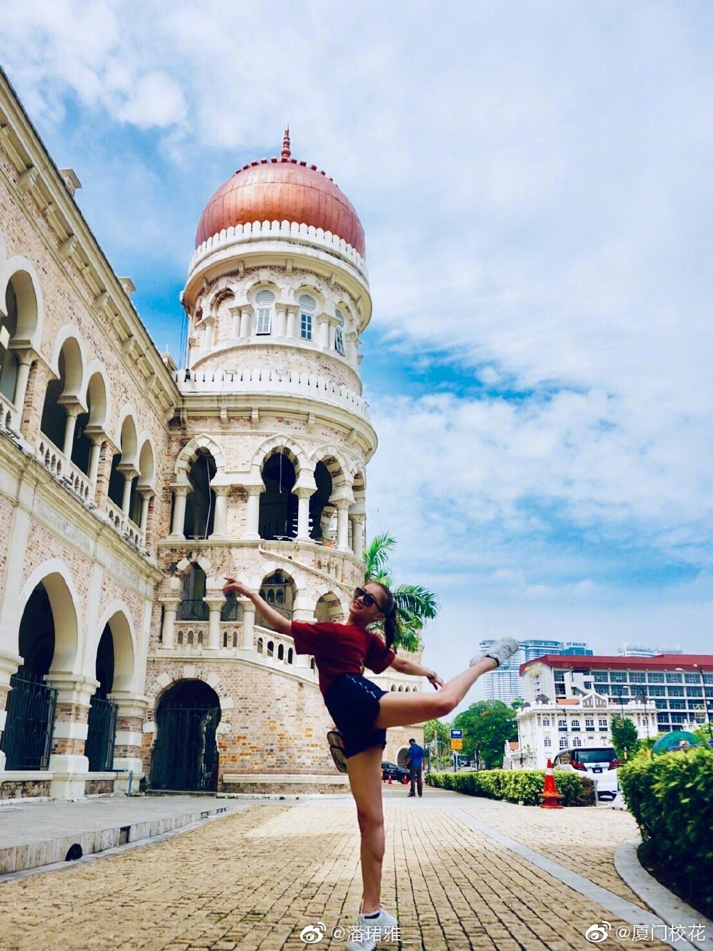 她叫潘珺雅，01年，毕业于厦门艺术学校，身高167cm，来自福州|身高|福州|厦门_新浪新闻