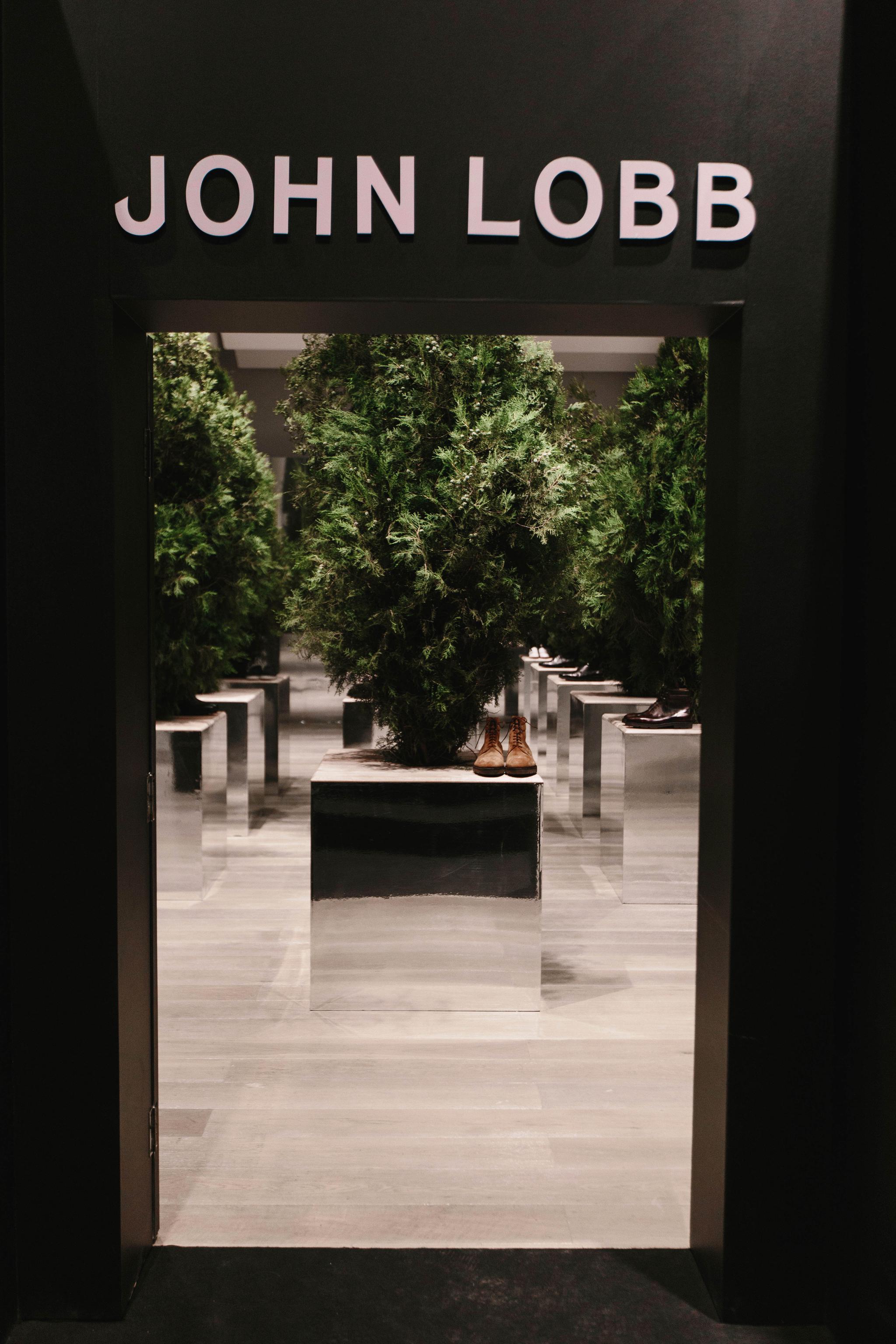 John Lobb 在北京举行2019秋冬系列发布会，以无限的森林为灵感