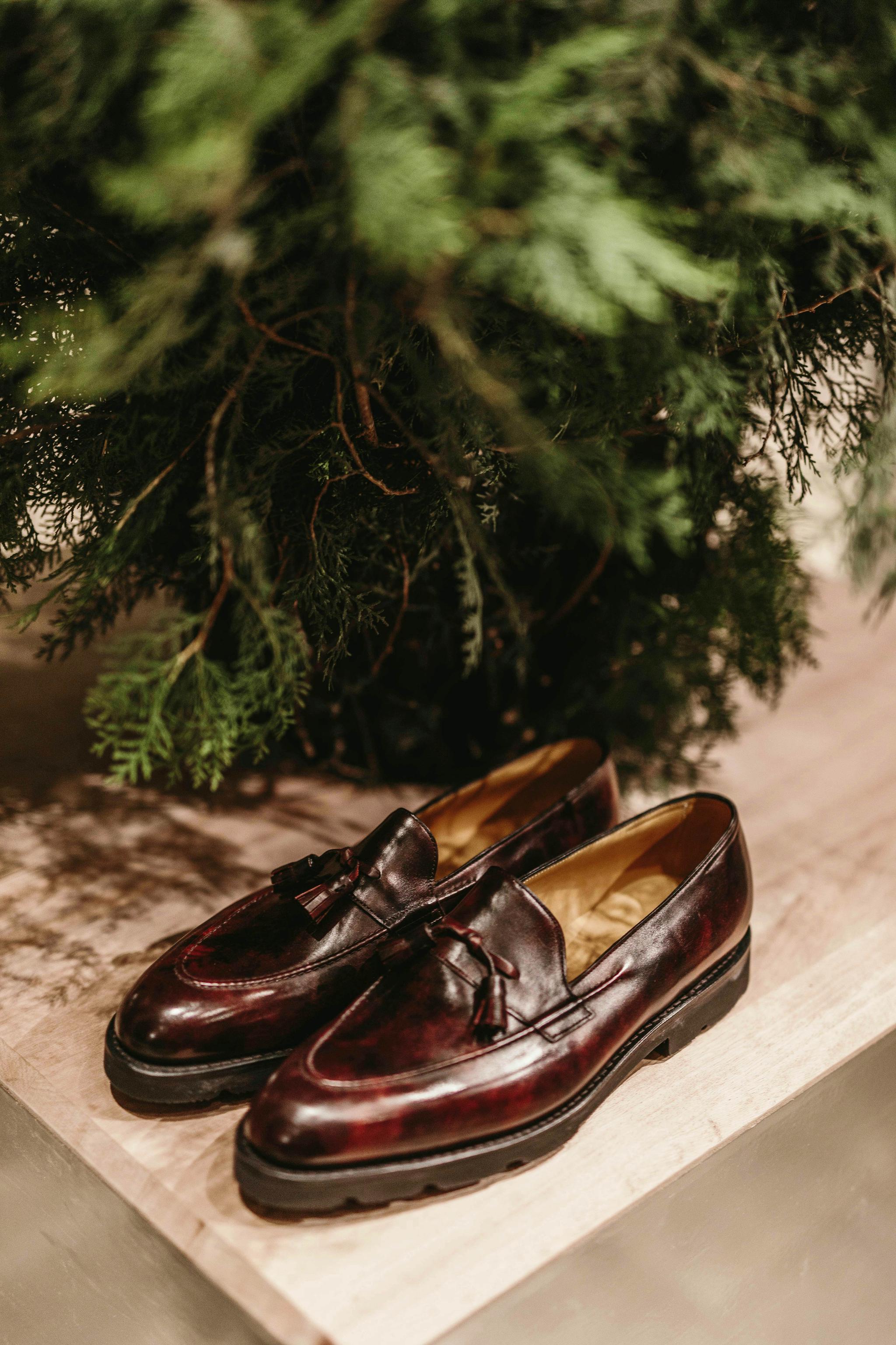 John Lobb 在北京举行2019秋冬系列发布会，以无限的森林为灵感