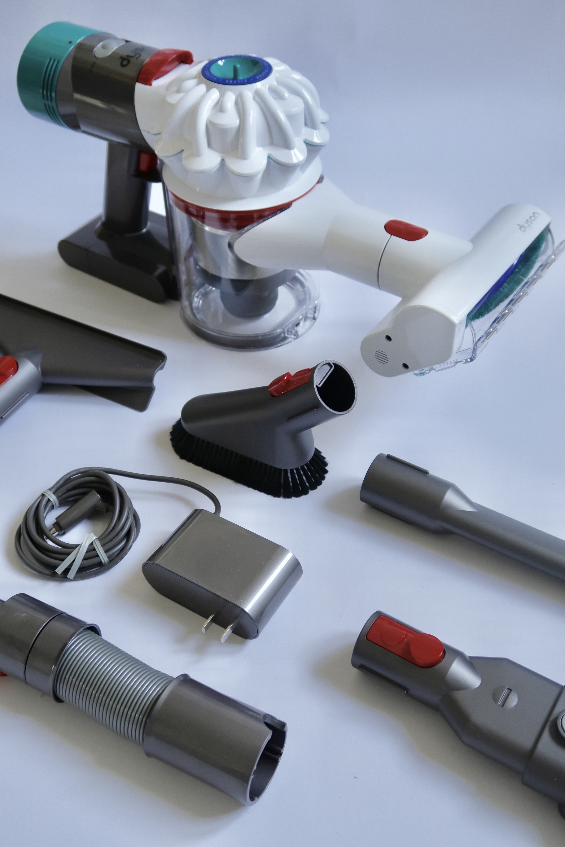 大家感兴趣的Dyson V7 mattress，搞了一台，来个测评|测评|人儿|娘家_新浪新闻