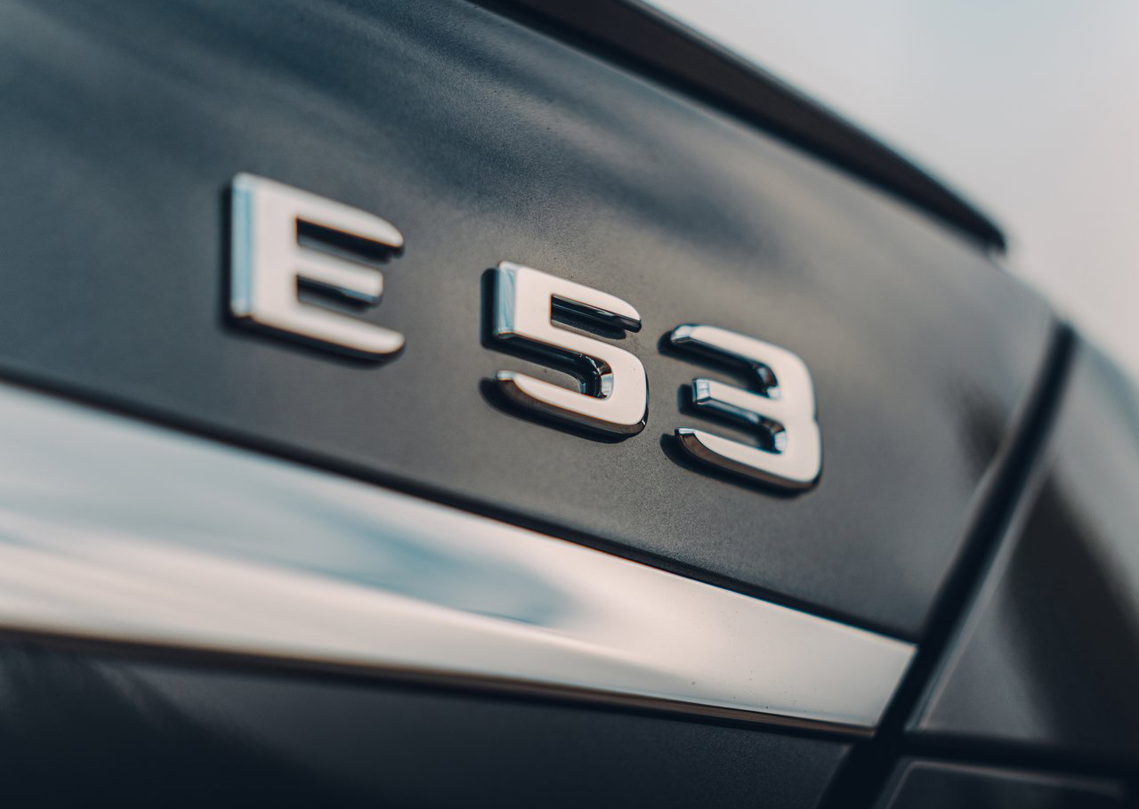 看得起买不起系列！奔驰E53 AMG系列正式发售！-新浪汽车