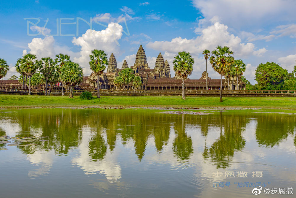 吴哥窟（Angkor Wat），又称吴哥寺，也是我们俗称的小吴哥