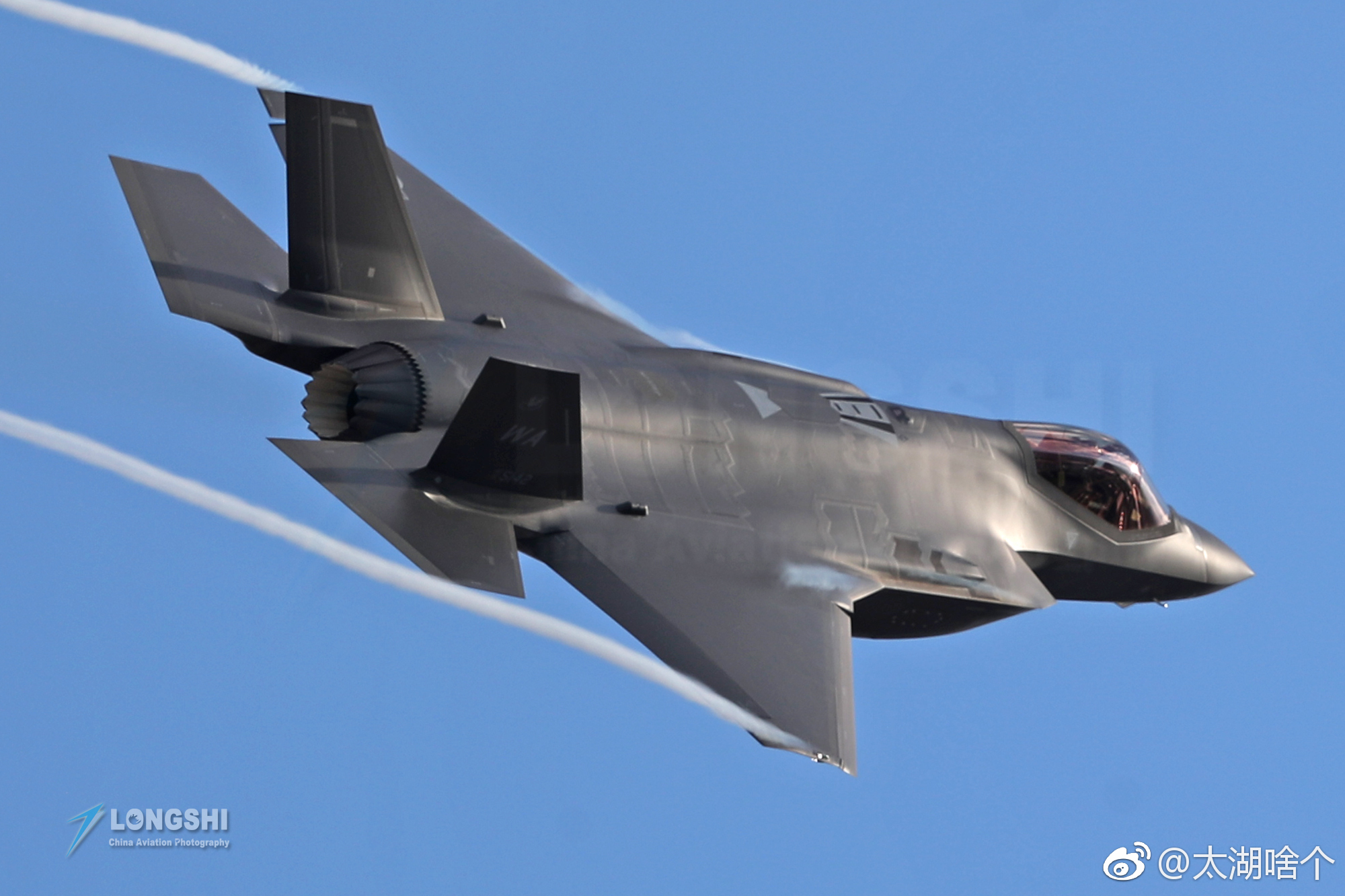 第五代战斗机总算拍全了，F-22A，F-35A，F-35B|战斗机_新浪新闻