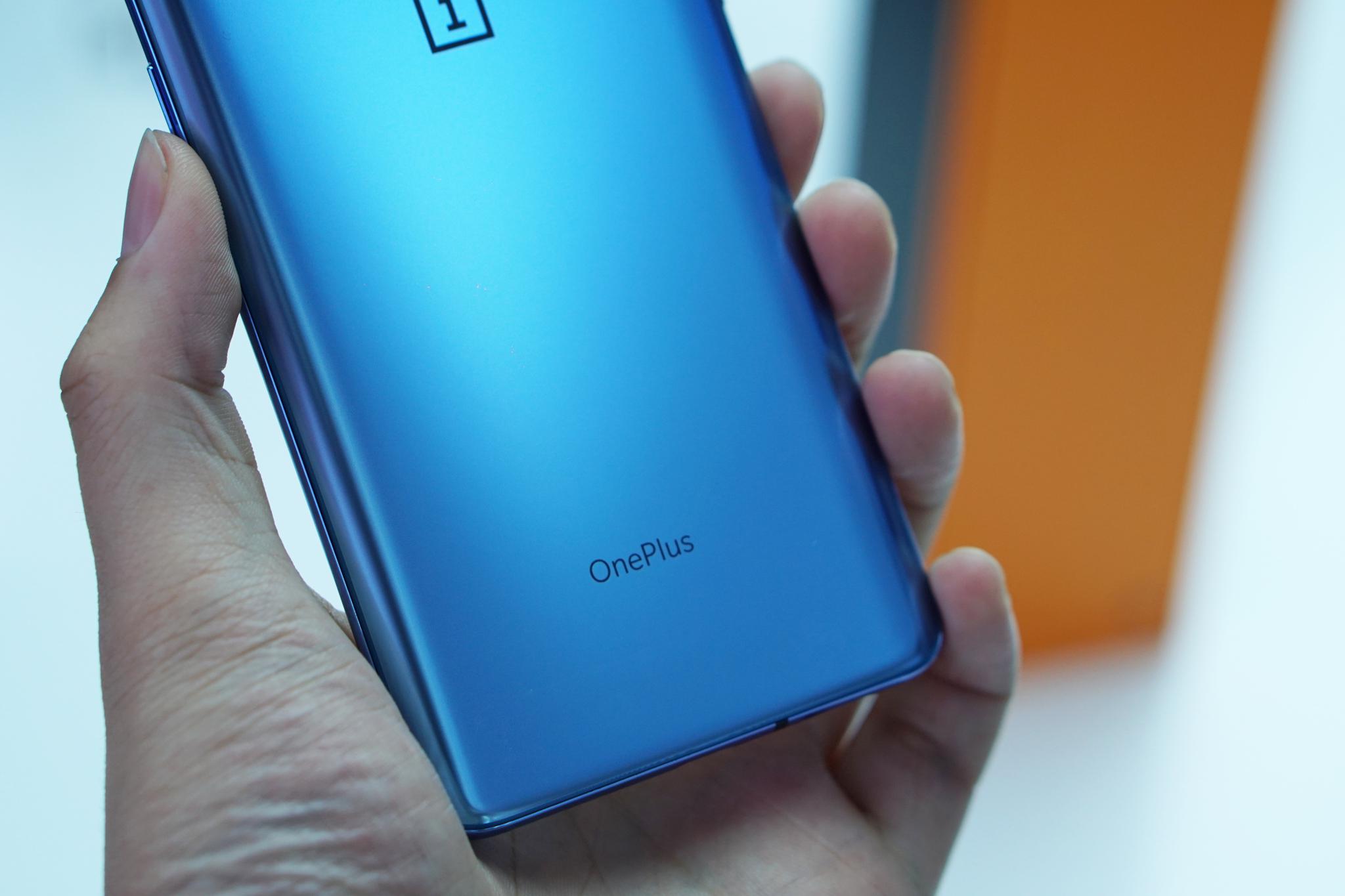 一加7T＆7T Pro迈凯伦图赏__财经头条