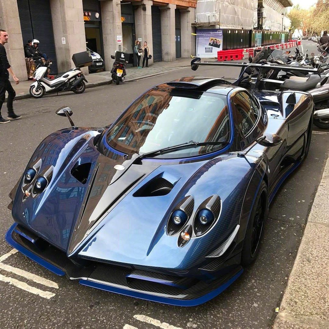 帕加尼Zonda（GUO），这大尾翼很霸气！