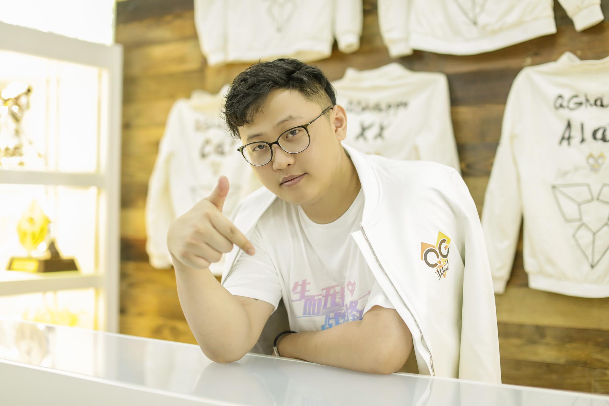 欢迎刘雪祥@KING-ZONE770 （ID：QGhappy.770）转会加入QGhappy|大家庭|荣耀|加油_新浪新闻