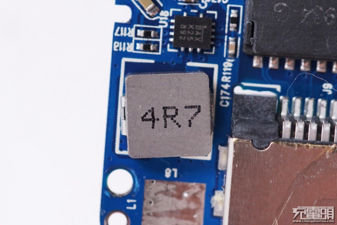 拆解报告：UGREEN绿联USB-C多功能拓展坞|USB|芯片_新浪新闻