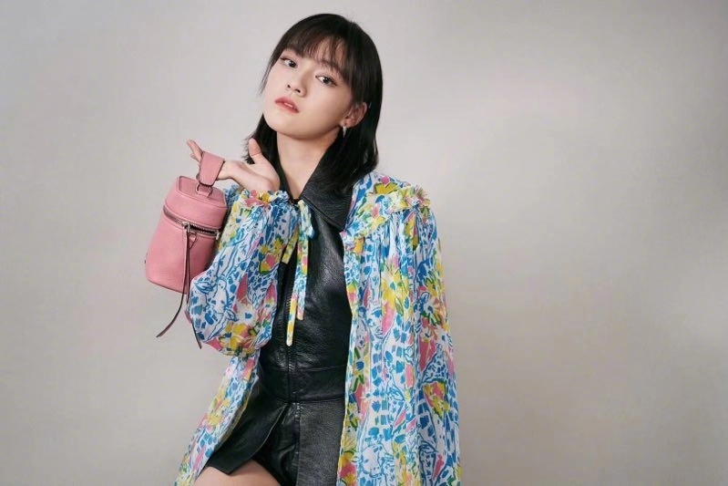 女星们演绎的Miu Miu中国新年系列。|中国_新浪新闻