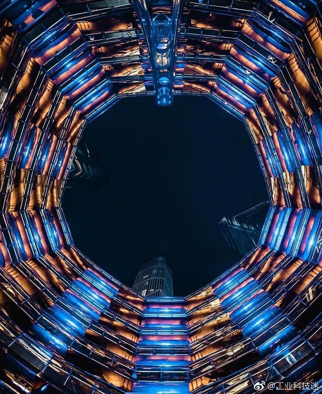 哈德逊城市广场，纽约|哈德逊|城市广场|纽约_新浪新闻