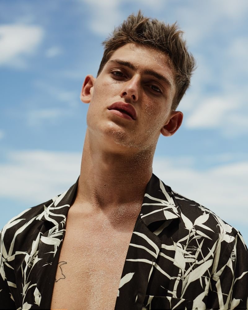 🔺 James Manley来自澳大利亚悉尼的 18 岁男模 James Manley 是|香水|男模|悉尼_新浪新闻