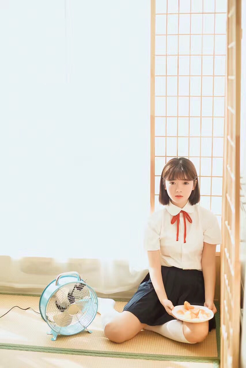 小鹿 165cm 46kg 喜欢Leslie