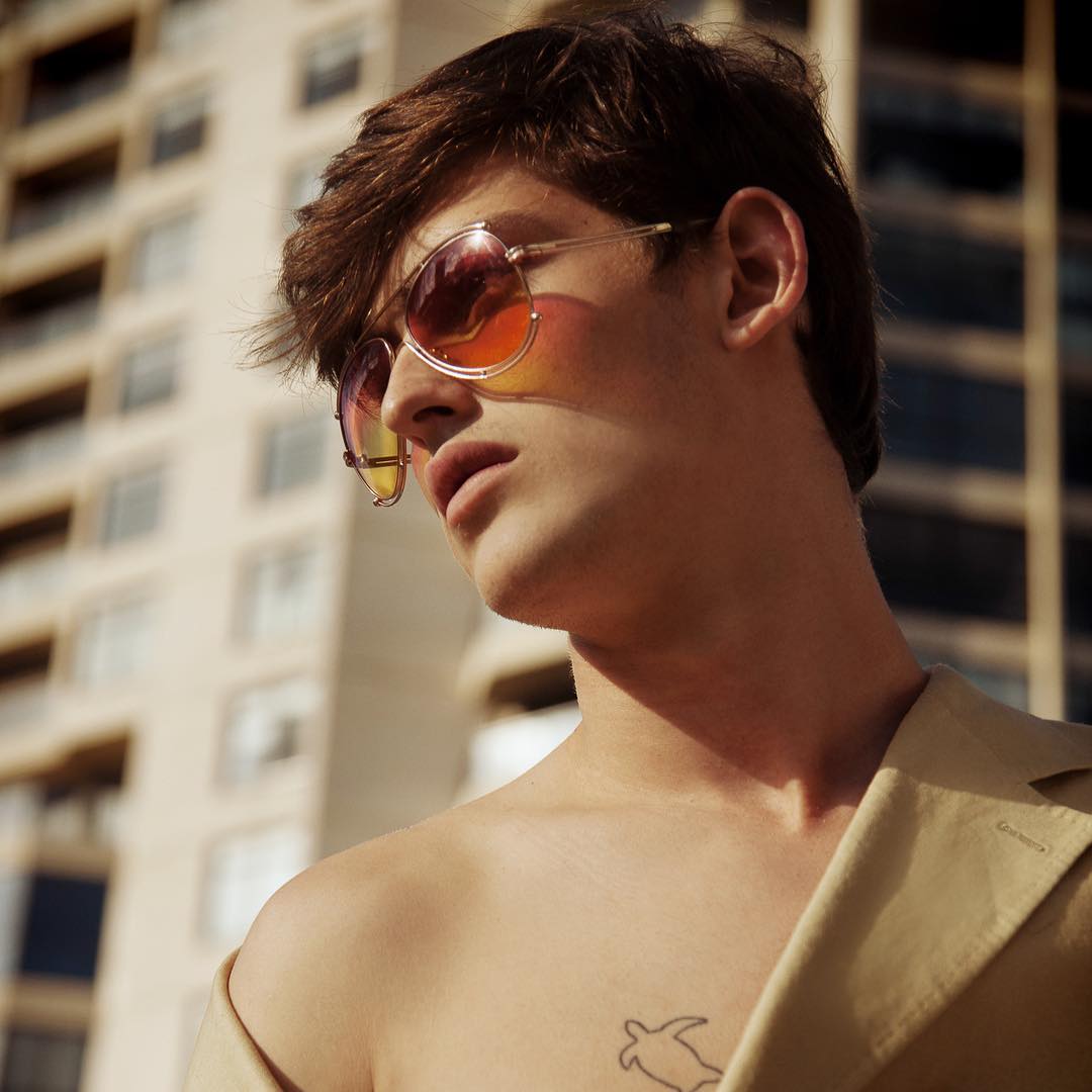 🔺 James Manley来自澳大利亚悉尼的 18 岁男模 James Manley 是|香水|男模|悉尼_新浪新闻