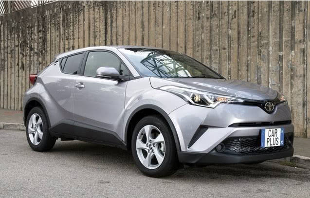 丰田新款suv车型，外观酷似CH-R，5.6L油耗不足15万-新浪汽车