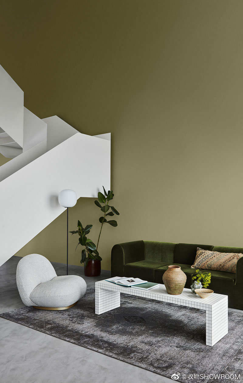 秋冬的最新家装流行色竟然是绿色系低饱和度的绿色 沉稳又高级 想试|绿色系|流行色|饱和度_新浪新闻