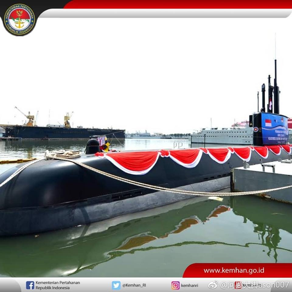 印尼海军第三艘Nagapasa/“张保皋”级潜艇“KRI Alugoro”号(S-405)|张保皋|印尼|潜艇_新浪新闻