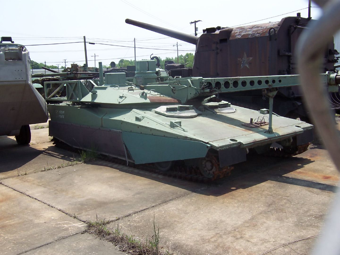 垃圾场中的HSTV-L，仍然很带感。|垃圾场_新浪新闻