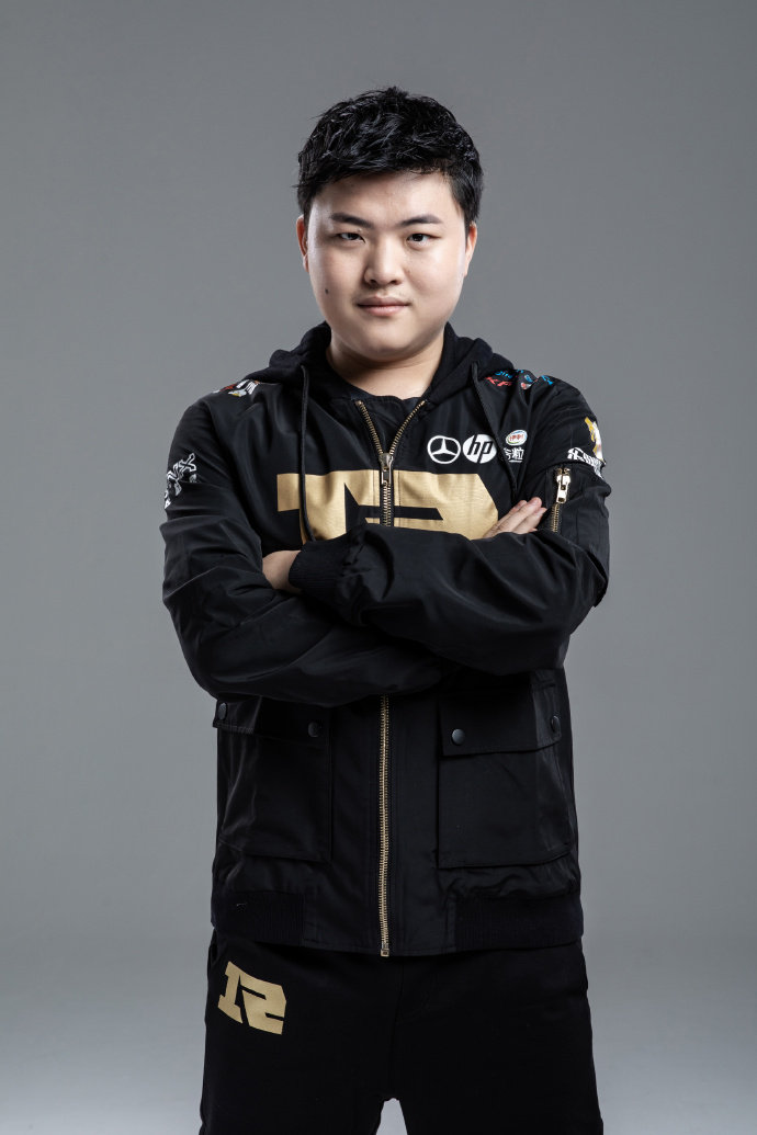 Uzi、Baolan等人入选《福布斯》10位电竞意见领袖