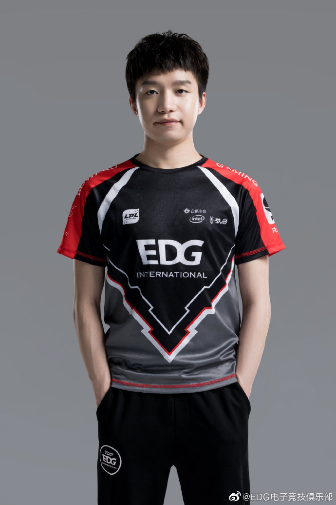 Uzi、Baolan等人入选《福布斯》10位电竞意见领袖