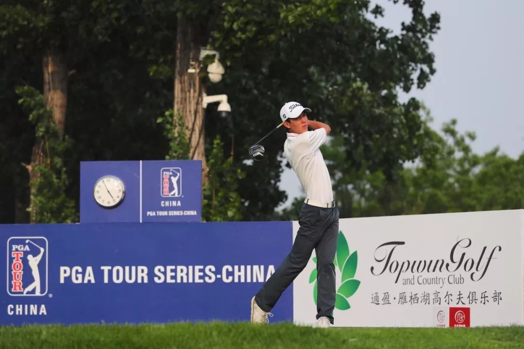 北京锦标赛华裔澳大利亚球员袁可威领跑，21岁中国小将徐国振并列第五|瑞安|徐国振|锦标赛_新浪新闻